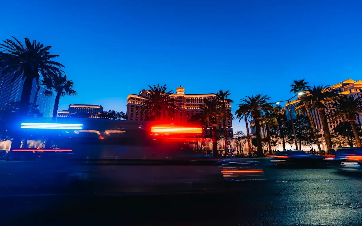 Nightlife Near Caesars Palace Las Vegas – Clubs, Bars & Atomic Golf