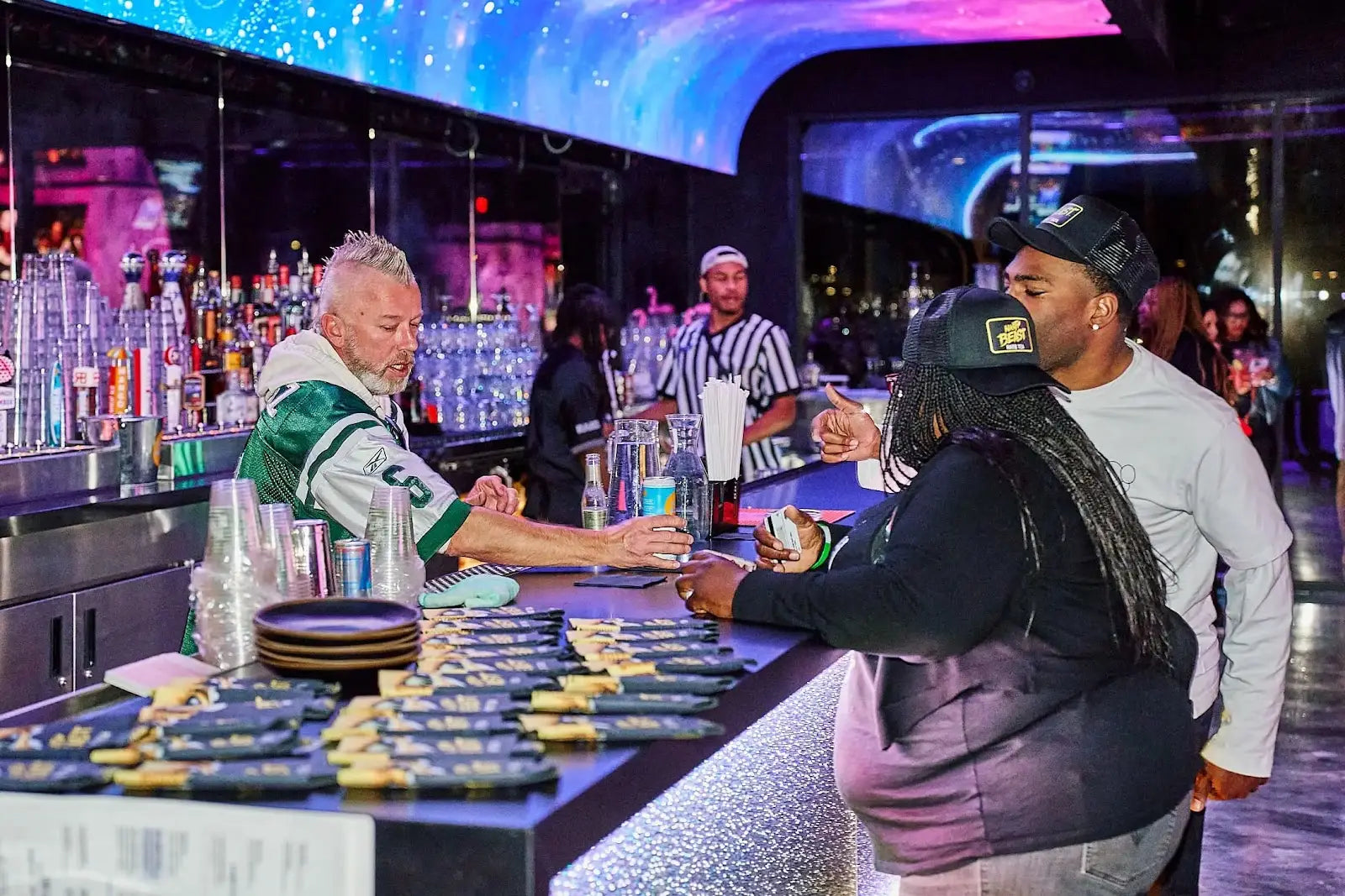 Private Bar Rentals in Vegas That Actually Feel VIP – Atomic Golf